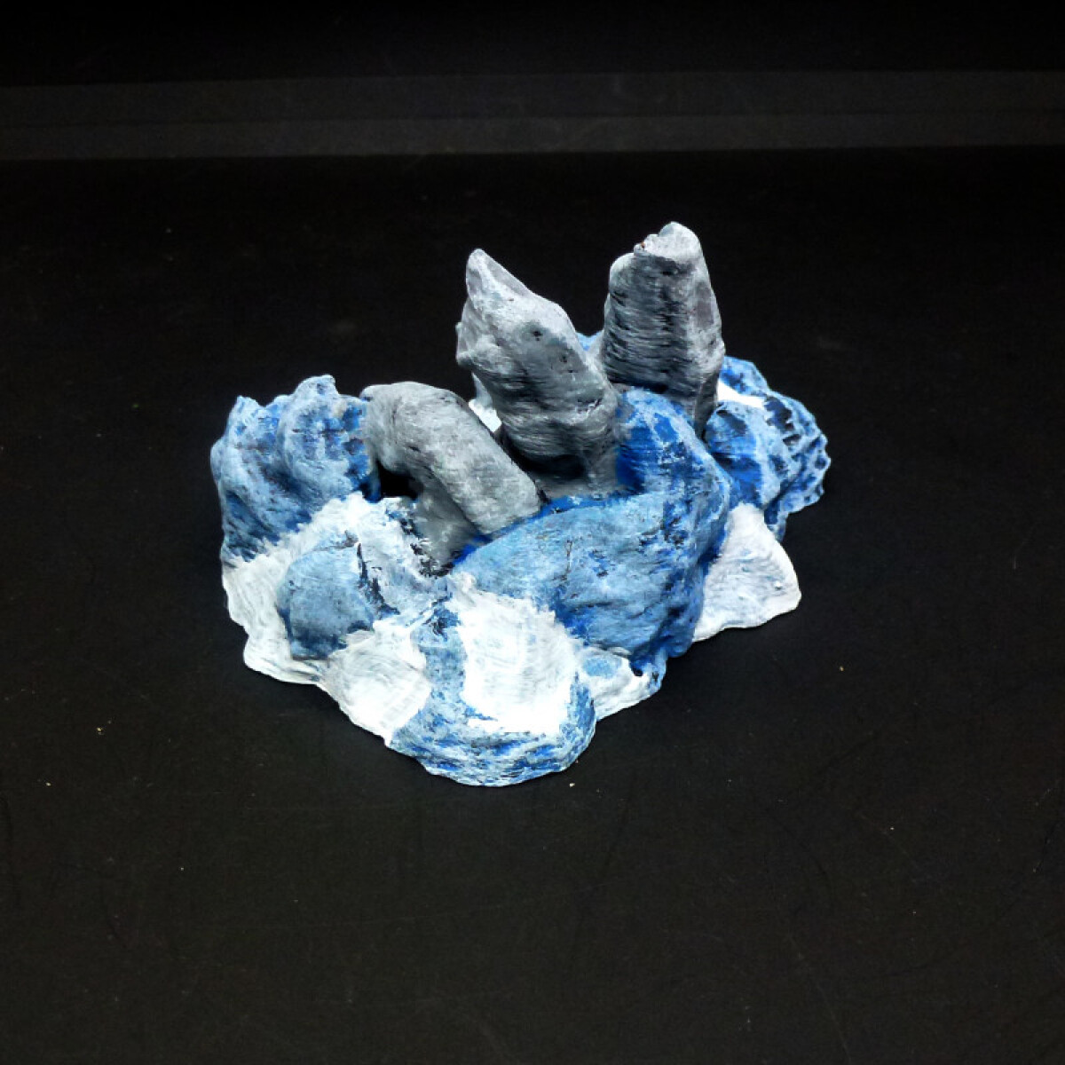 Fallen Warden Buried Statue - Unpainted » Headbunny Games